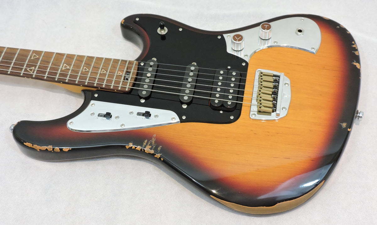 Valiant Mercury 3-Tone Sunburst Distressed – Langley Guitar Centre